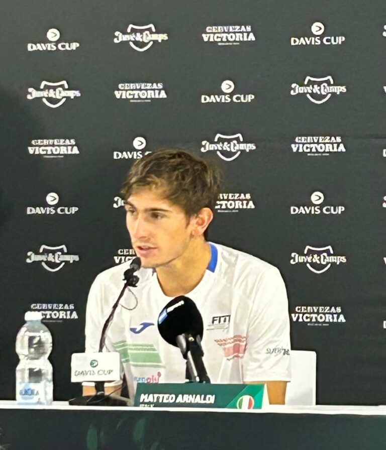 Sensacia Italio remetas la teamon en la konkurso por la finalo de la ...