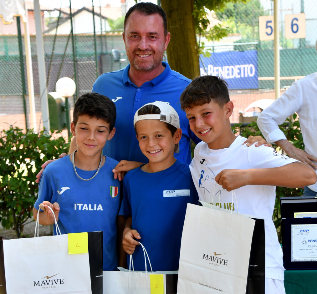 A squadra femminile italiana vince u Campionatu Mundiale Under 10
