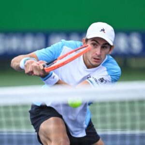 Arnaldi restas en Ameriko kaj post Dallas li translokiĝas al Florido