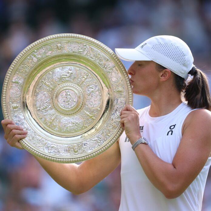 Gusto ni Iga Swiatek og maayong tuig 2026, matod ni coach Wim Fissette.