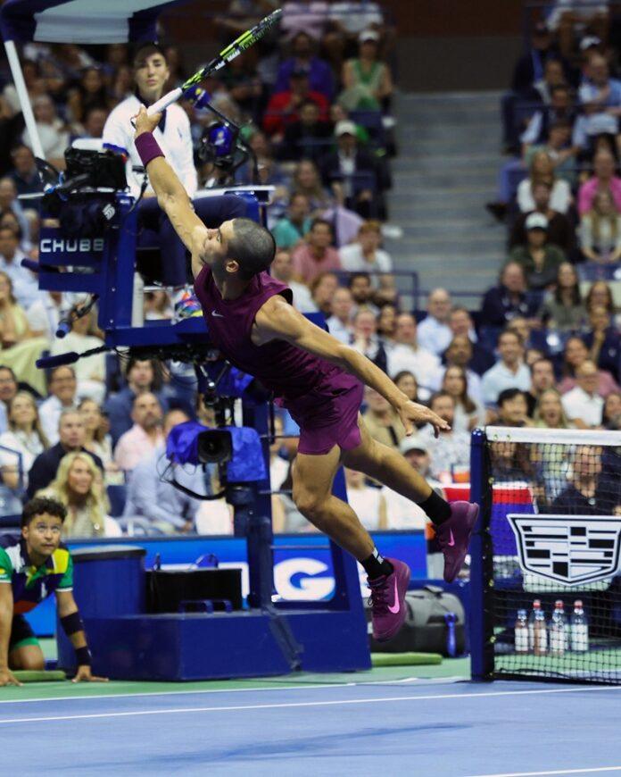 US Open: Alcaraz dominerer Bellucci og ber publikum om unnskyldning ...