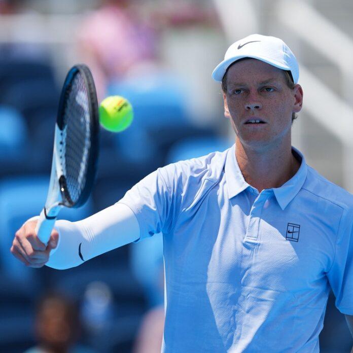 ATP Cincinnati: Sinner advances, but struggles against Mannarino's left ...