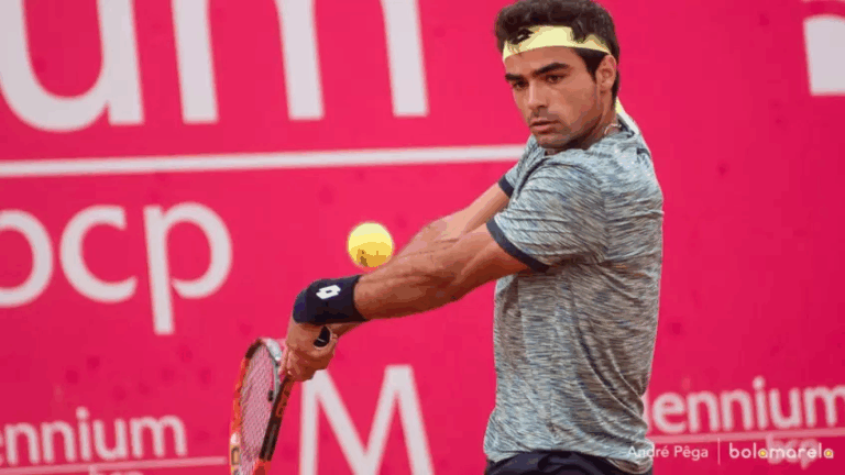 Tenehi me te tarukino: he keehi hou o te poke i runga i te ara iahiko