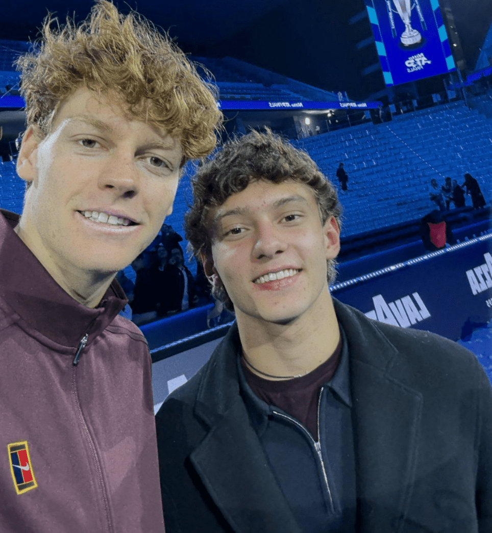 Fan Antonelli oant Ligabue: de sport- en ferdivedaasjewrâlden fan ...