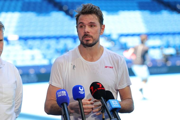 Kev Ua Si Ntaus Pob Tes Niv hauv TV Hnub Saturday, Lub Ib Hlis 3 ...