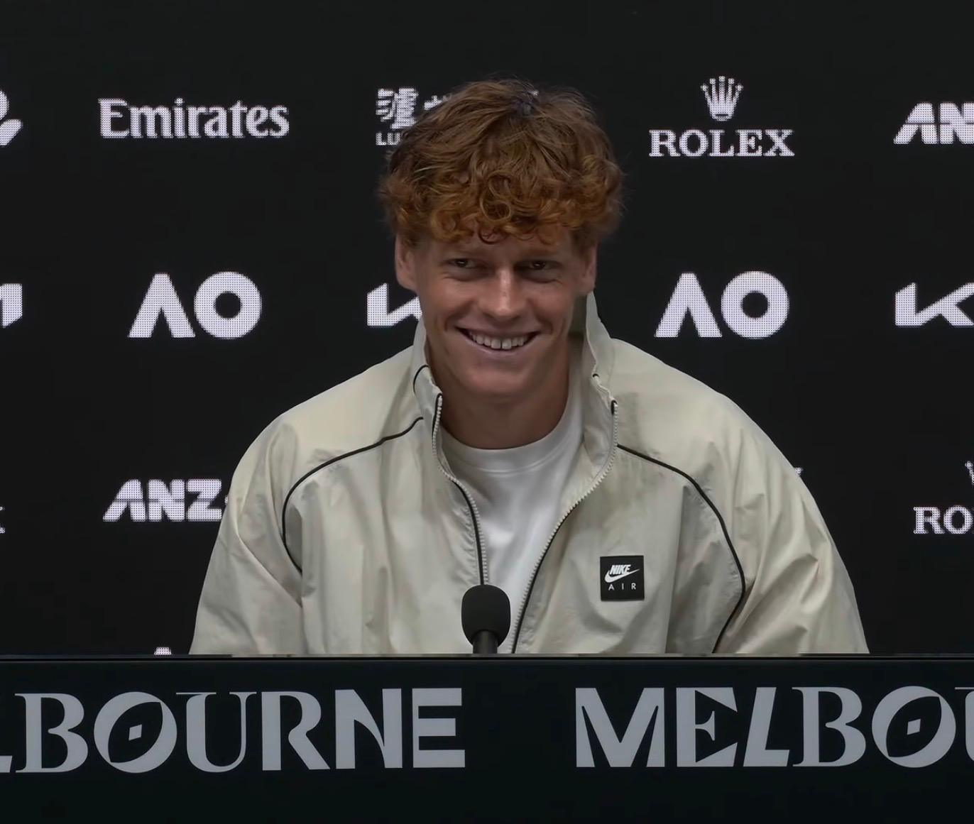 "Ua hauʻoli loa wau i kēia manawa." Nā ʻōlelo a Jannik Sinner ma mua o ...